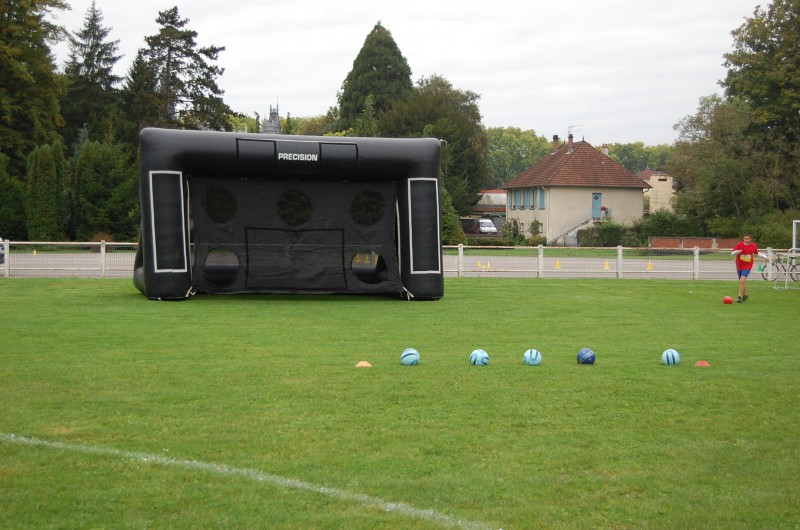 Tir de Précision Animations Football - Tikaloc, location événementielle