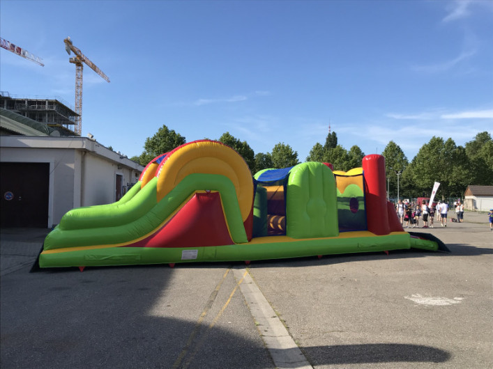 mini parcours fun run Toboggans gonflables - Tikaloc, location ...